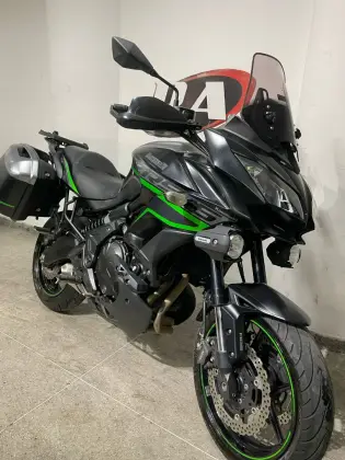 Kawasaki Versys 650 Tourer: uma moto pra toda hora | Webmotors