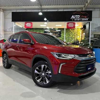 Vídeo: Chevrolet Tracker Midnight revela o lado dark do SUV mais ...