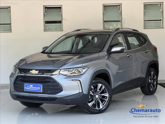 Vídeo: Chevrolet Tracker Midnight revela o lado dark do SUV mais ...