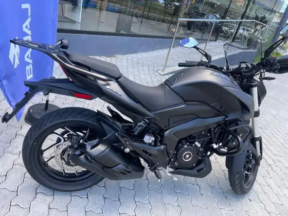 Vale a pena comprar a Bajaj Dominar 400? Testamos!