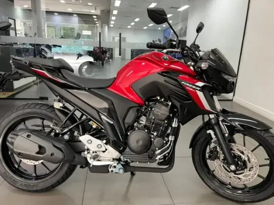 Yamaha Fazer FZ25 2024 é lançada com poucas mudanças | Webmotors