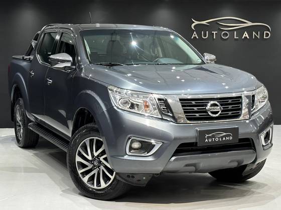 O que está acontecendo com a Nissan Frontier?