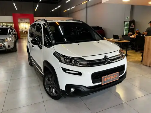 Citroën C3 e Aircross ficarão mais equipados na linha 2025