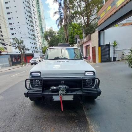 Clássico moderno: Lada Niva Legend fica menos antigo na linha 2024