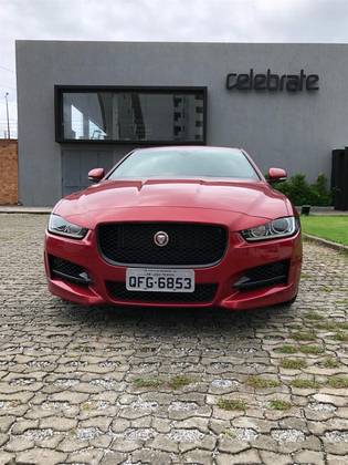 Jaguar Xe | Webmotors