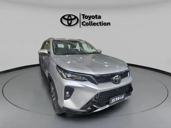 Toyota Hilux-sw4 a partir de 2025: Carros usados, seminovos e novos