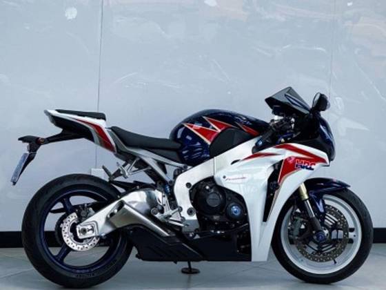 Honda Cbr-1000rr-fireblade: Motos usadas e seminovas em gravatai/RS