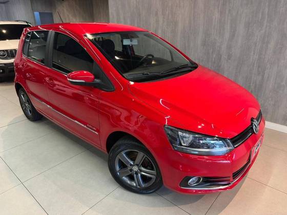 Volkswagen Fox do ano 2016 1.6 msi highline 16v flex 4p manual: Carros ...