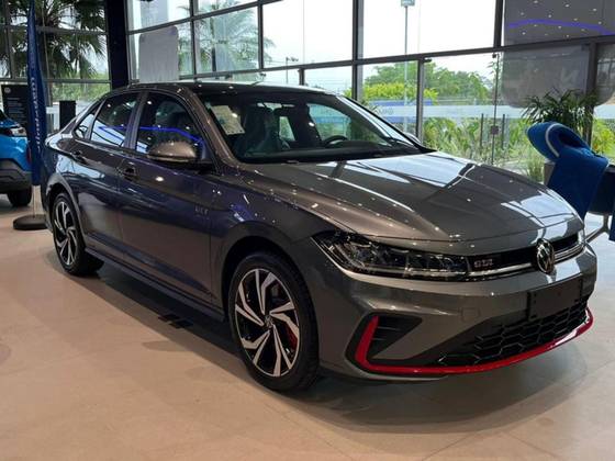 Jetta GLI chega com novo visual e preço maior