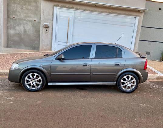 Chevrolet astra 2.0 mpfi advantage 8v flex 4p automatico: Carros usados ...